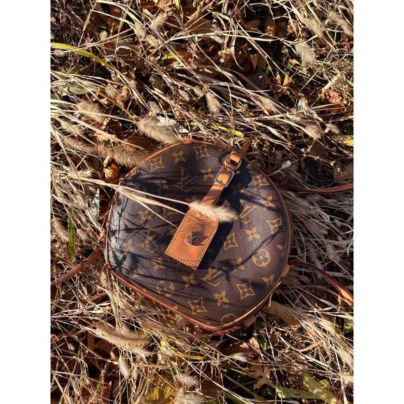 Louis Vuitton | Bags | Louis Vuitton Bote Chapeau Souple Leather ...